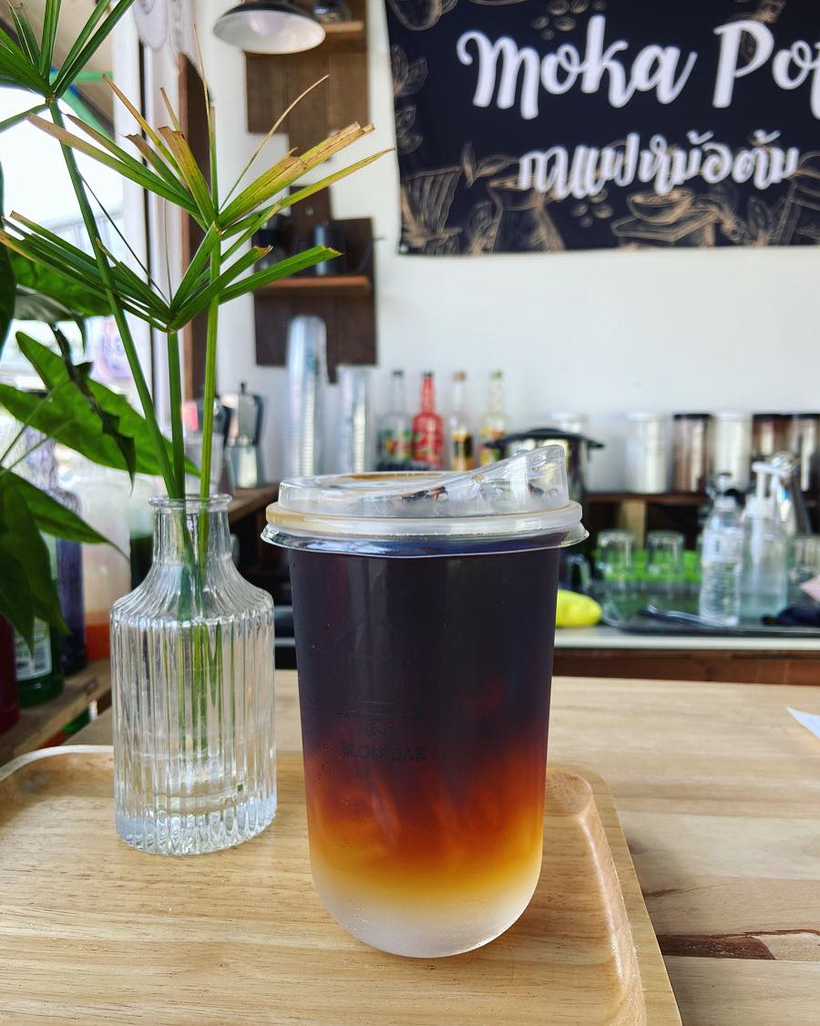 แบบร้านกาแฟเล็กๆ เปิดหน้าบ้าน ตกแต่งด้วยไม้เก่า 986 slow bar สวย คลาสสิค